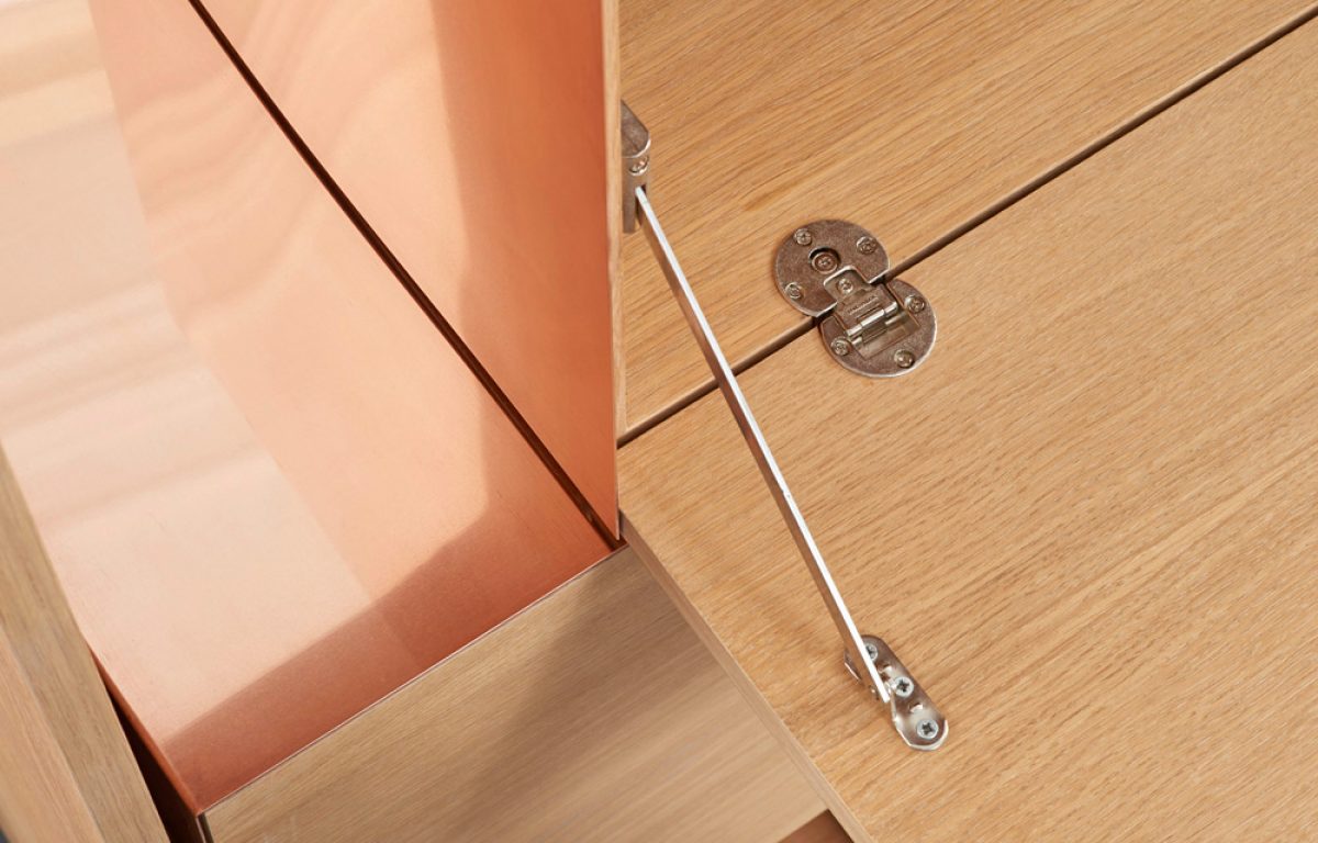 Armoire murale Qube de RKNL - design par Ronald Knol